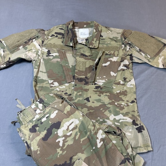 Jackets & Coats | Army Combat Uniform Unisex 33 Ucp Camouflage ...